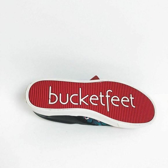 Bucketfeet | Shoes | Bucketfeet Swallows And Amazons Slip On 5 Nib ...